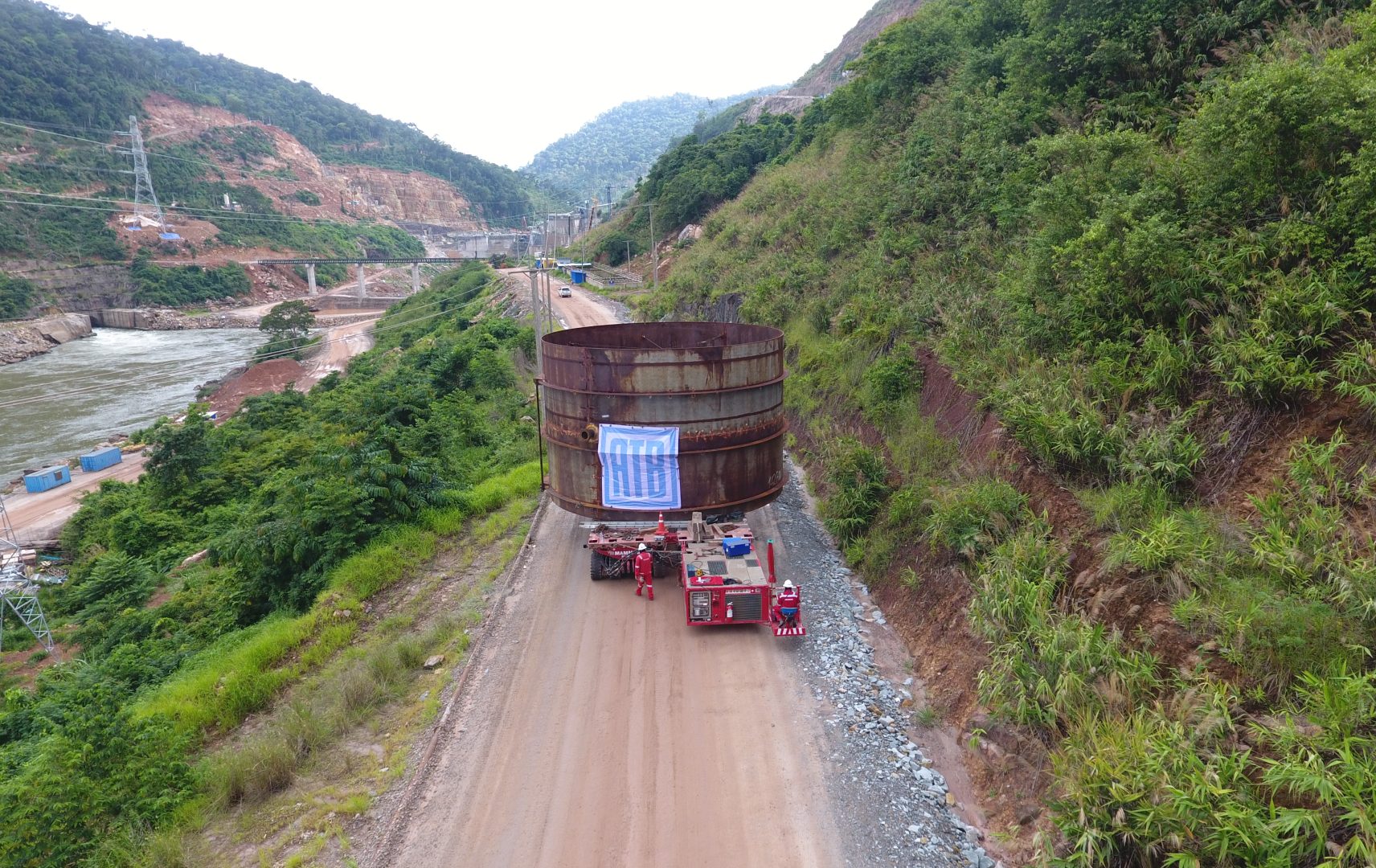 Maintaining project flow for pioneering hydro project