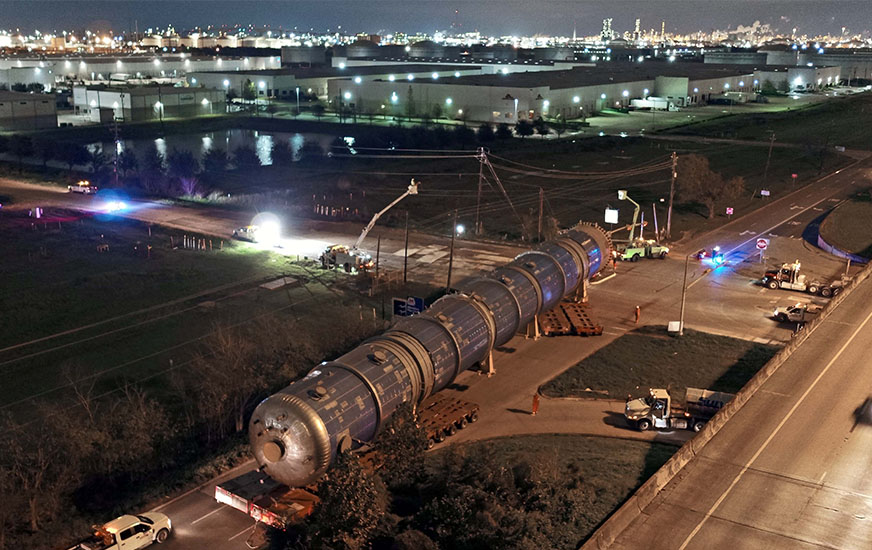 Module transport over small bridge | Mammoet case study