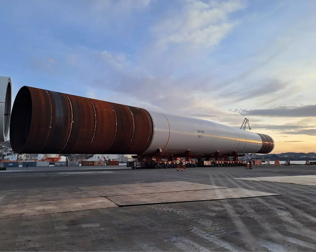 14 XXL monopiles readied for installation with efficient movements and ...