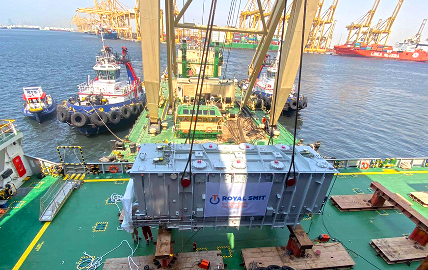 From port to foundation - Mammoet and OFCO's integrated transport solutions