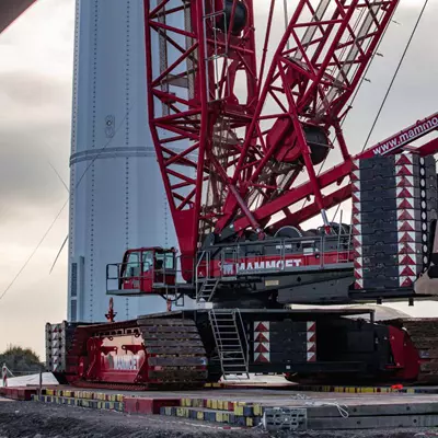 CC 12600 crawler crane | Mammoet equipment