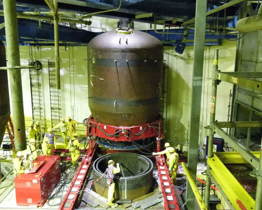 Steam generator replacement experience | Mammoet