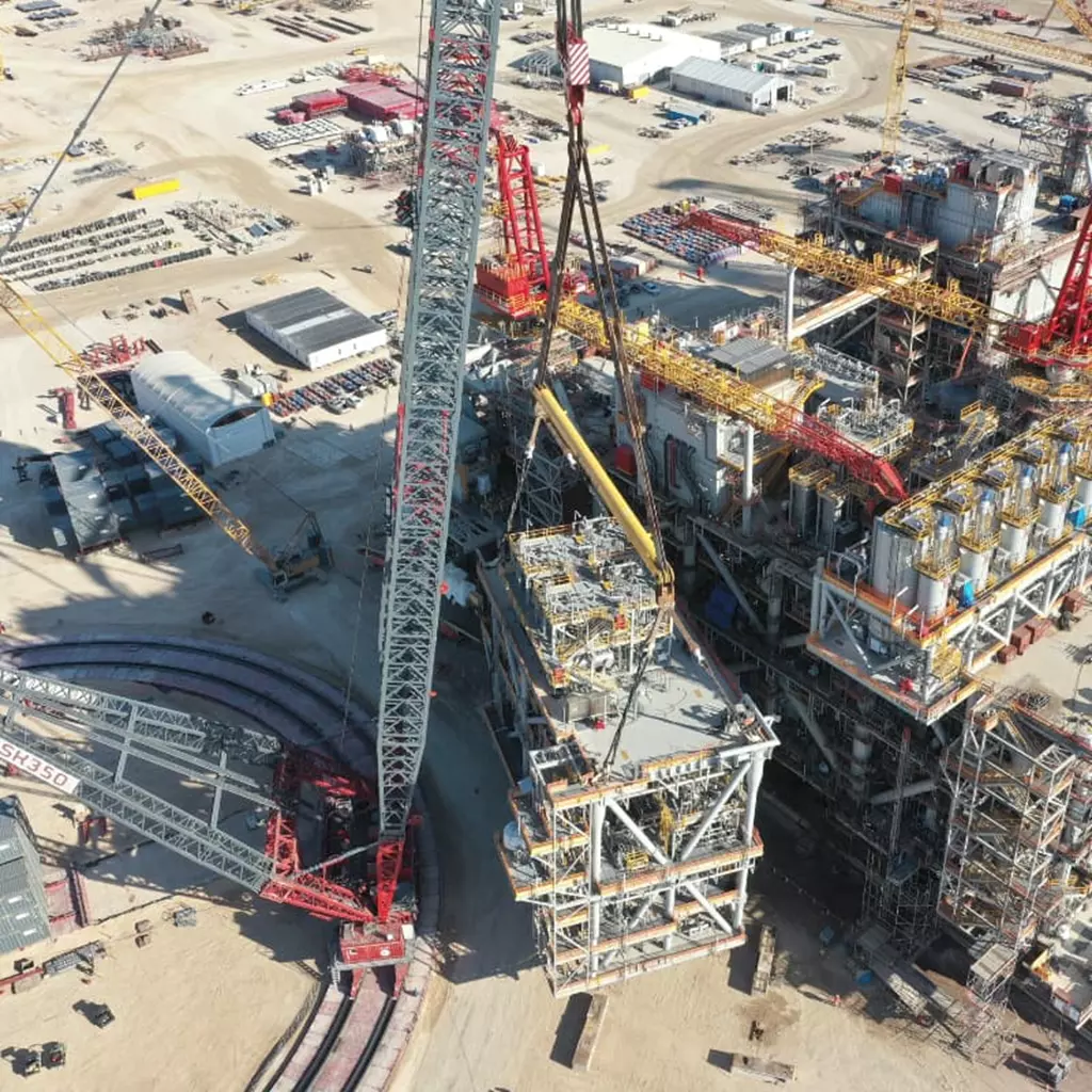 Topside integration expertise and experience | Mammoet