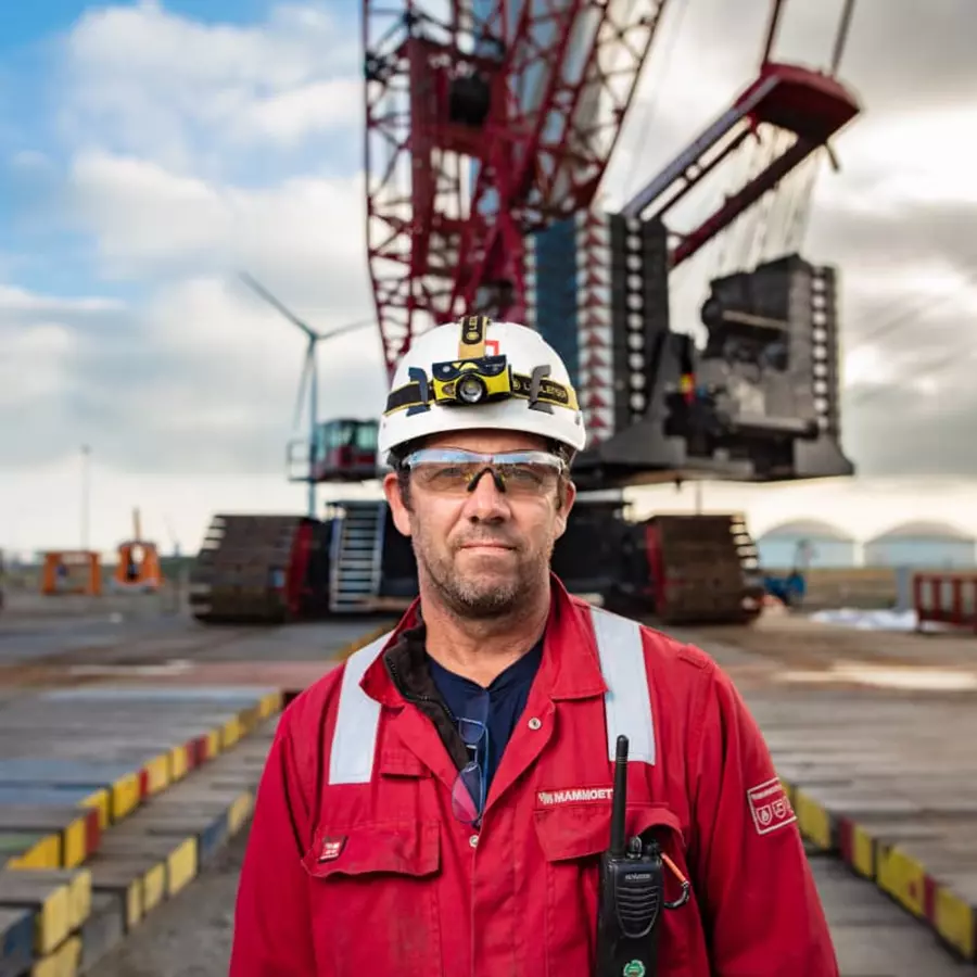 Wind turbine installation services and expertise | Mammoet