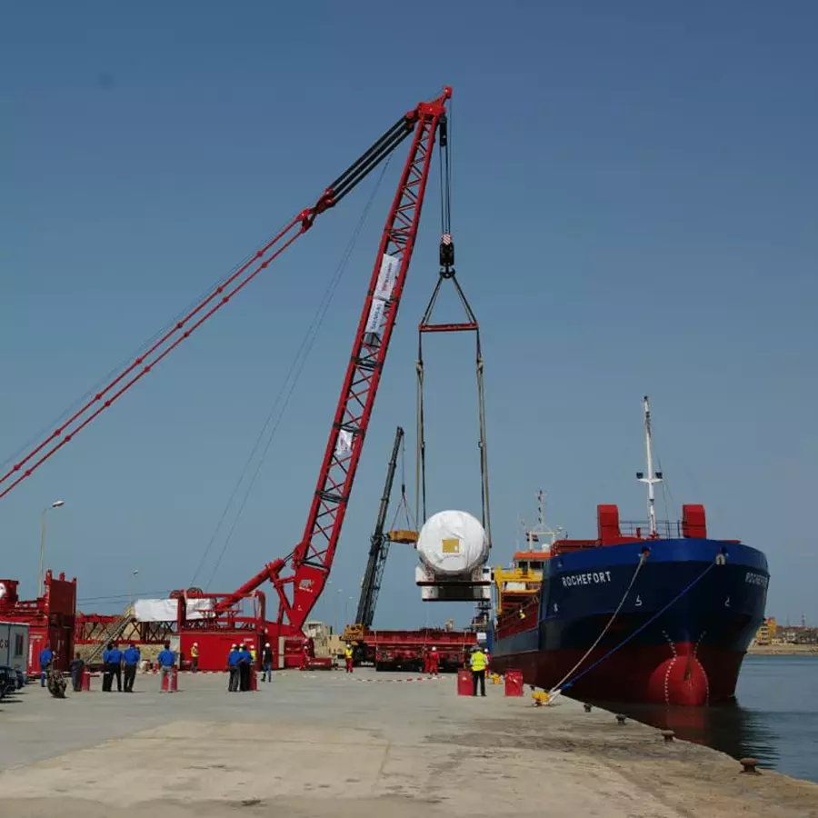 Generator transport services and expertise | Mammoet