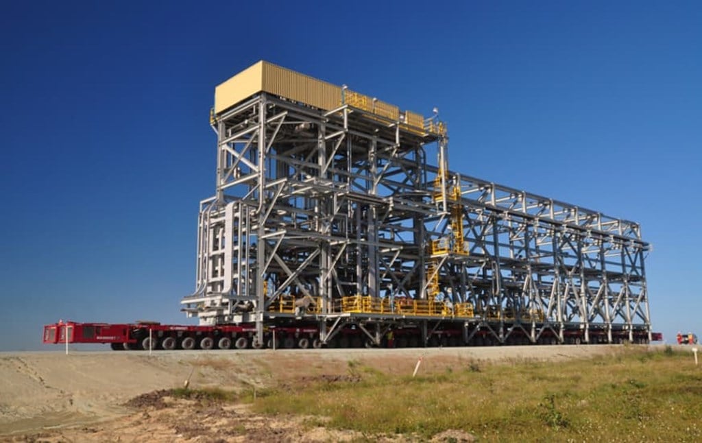 SPMT fleet expansion | Mammoet news