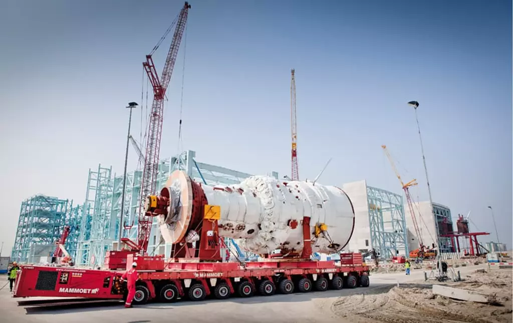 SPMT 30th anniversary | Mammoet news