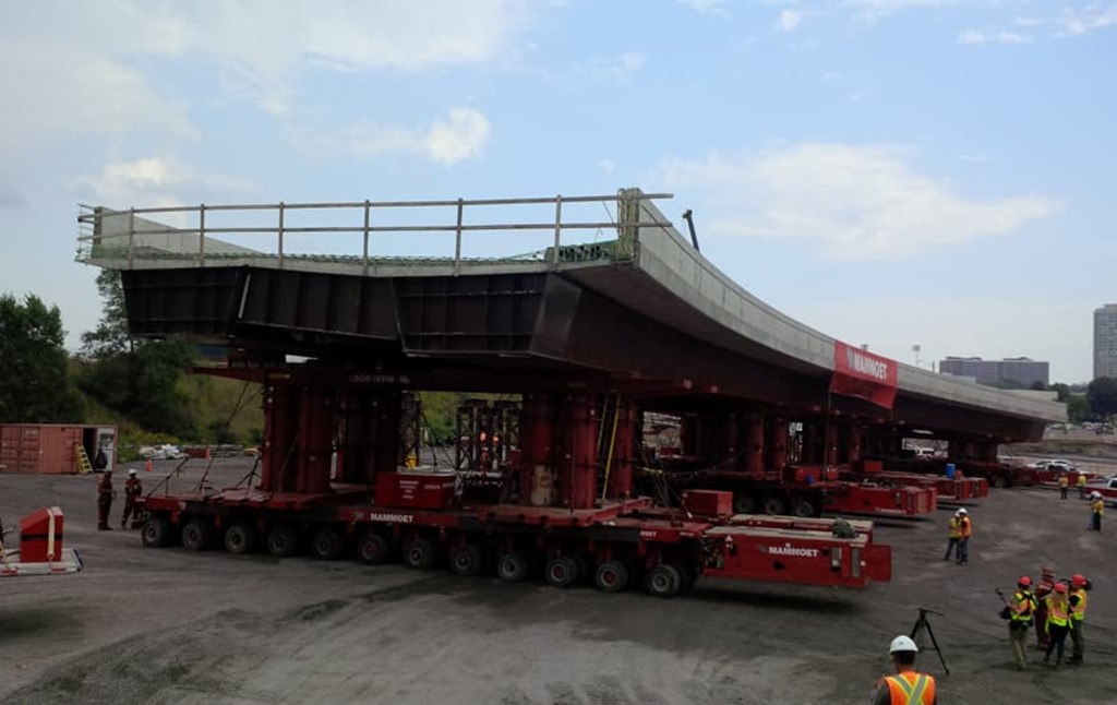 Rapid bridge replacement in Canada| Mammoet news