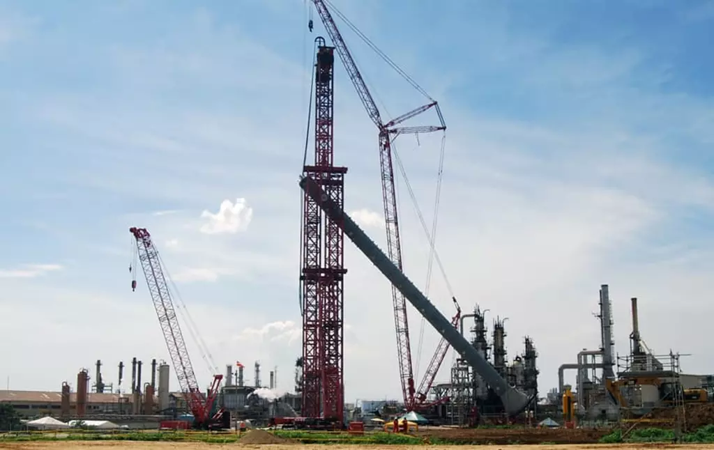 Crane upgrade for Jamnagar refinery | Mammoet news