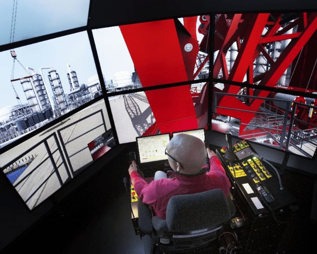 PTC simulator as a training device| Mammoet news