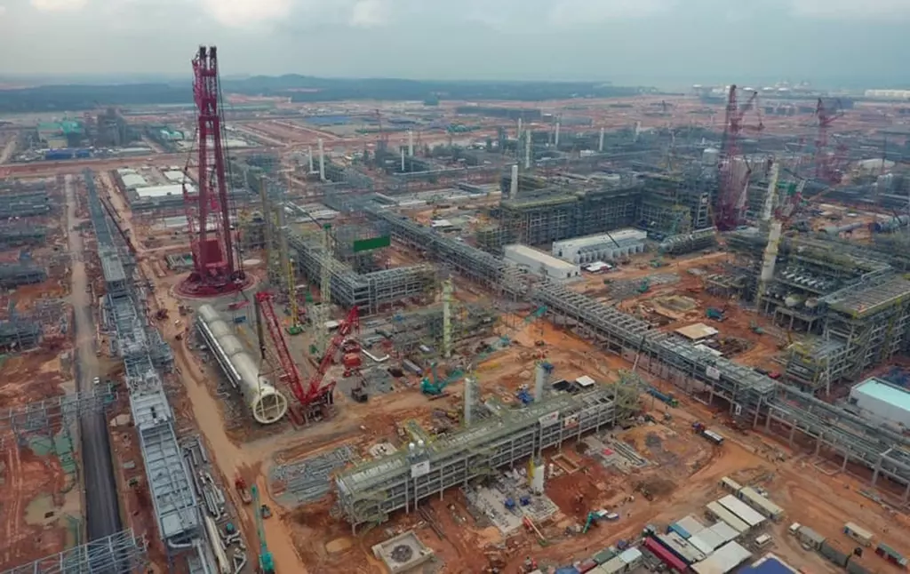 PT50 ring crane 2,000t class | Mammoet equipment