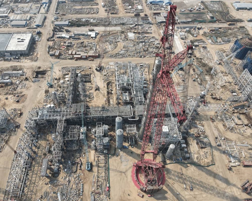 Ring crane for modular construction | Mammoet news