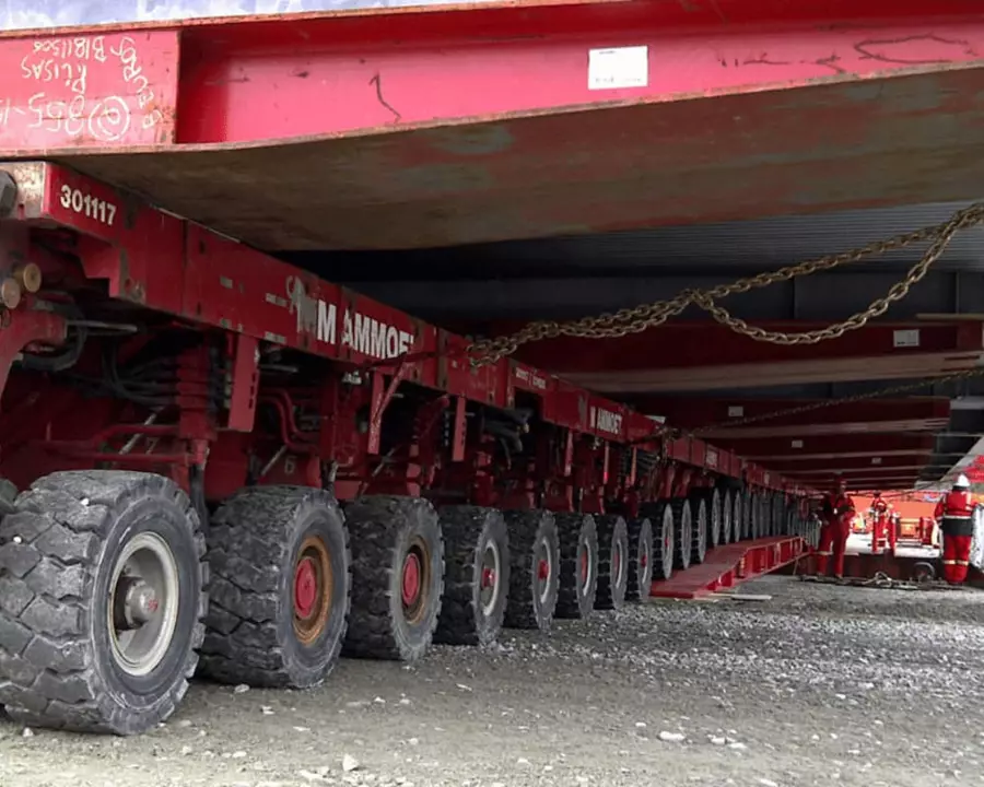 Plant modular construction in Canada | Mammoet case study