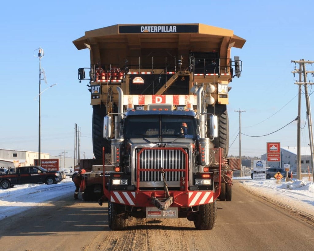 Transporting Cat 797s | Mammoet case study