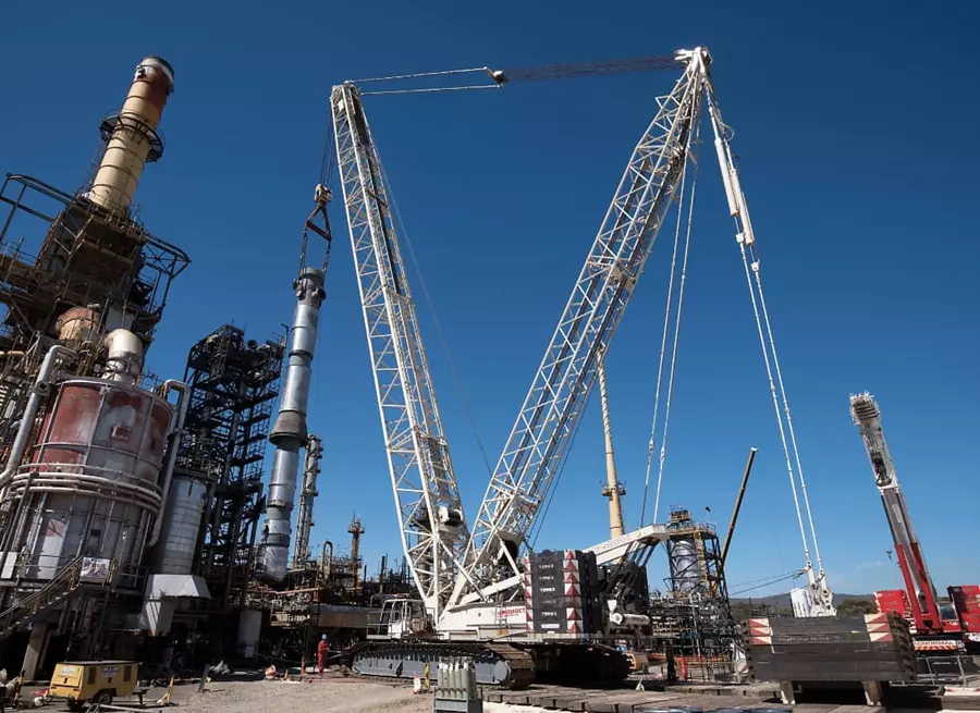 Parallel operations for minimum downtime | Mammoet case study