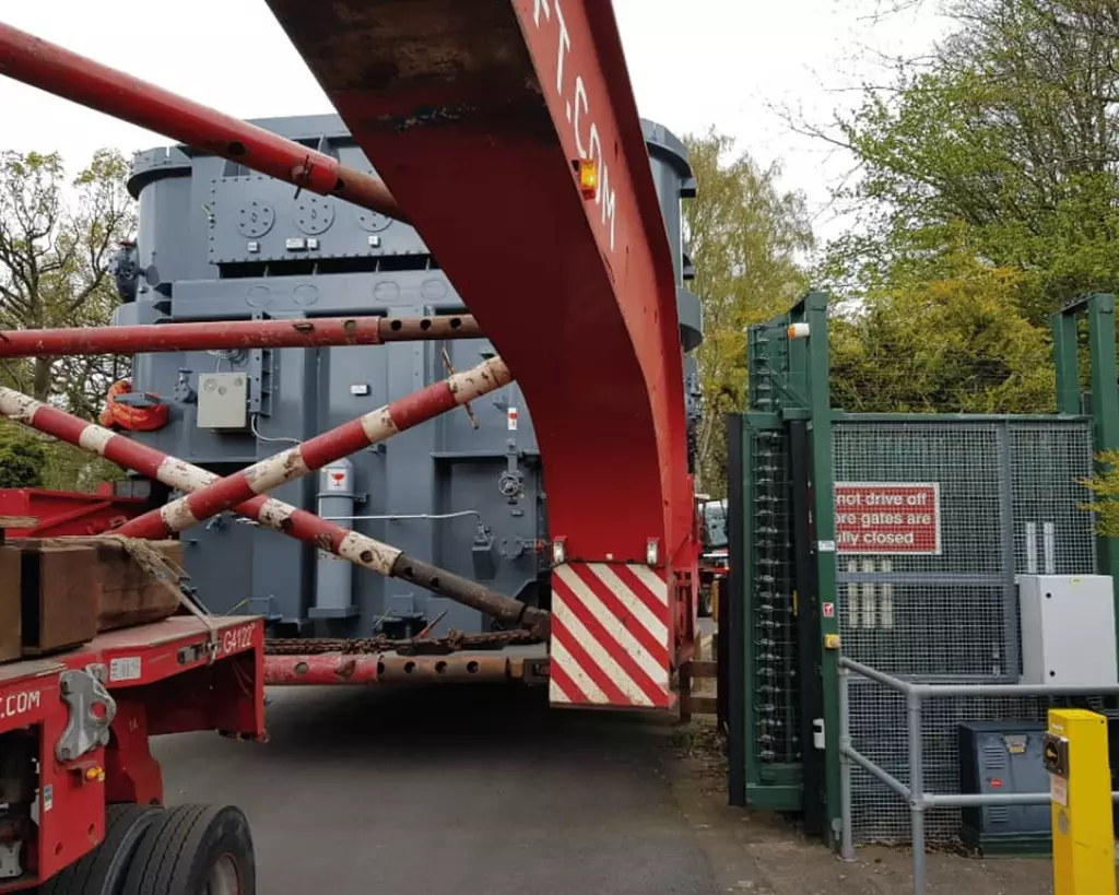 Girder frame trailers | Mammoet equipment