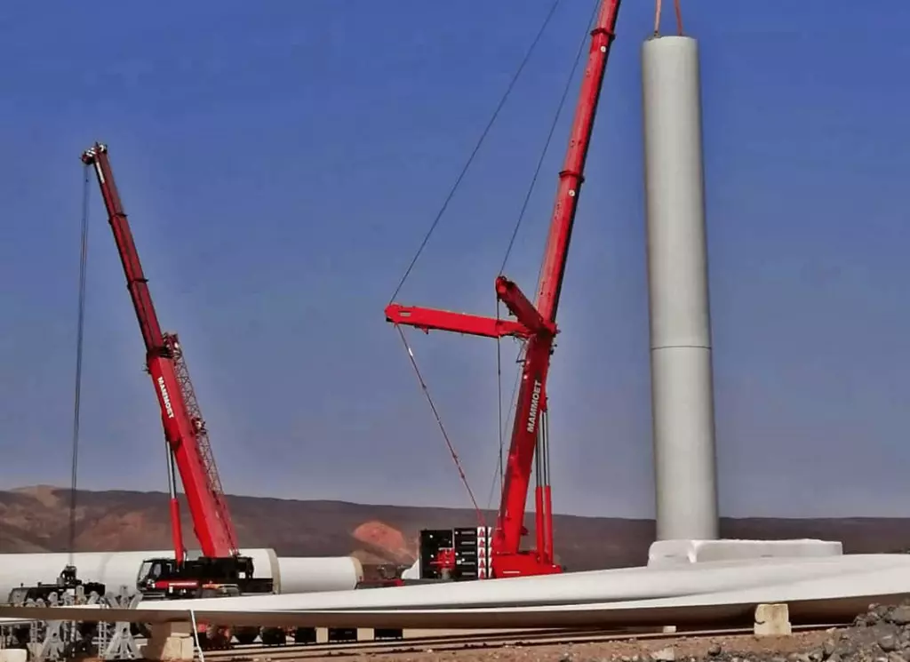Wind turbine installation in Djibouti | Mammoet case study