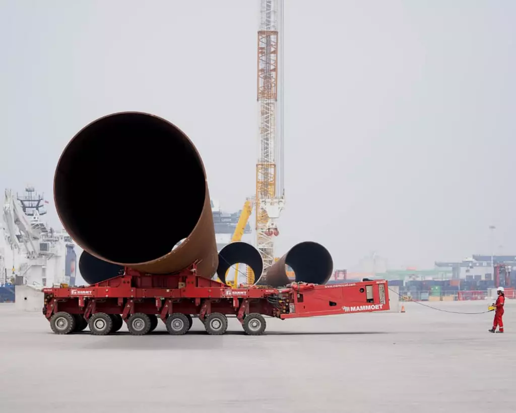 Monopile marshaling services | Mammoet