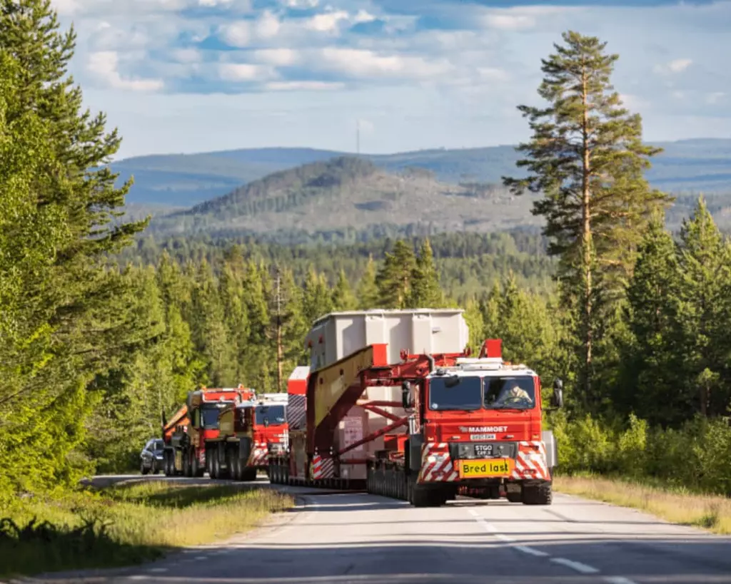 Transformer transport services | Mammoet