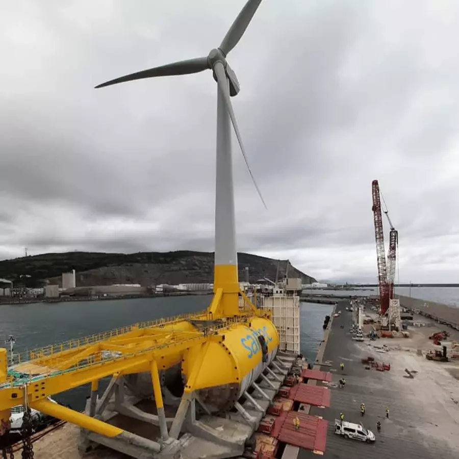First grid-connected wind turbine in Spain | Mammoet case study