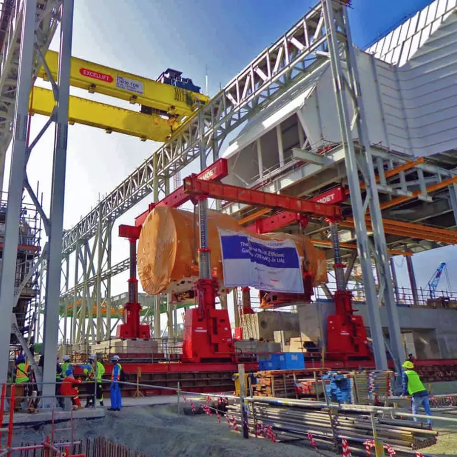 Boosting UAE power output | Mammoet case study