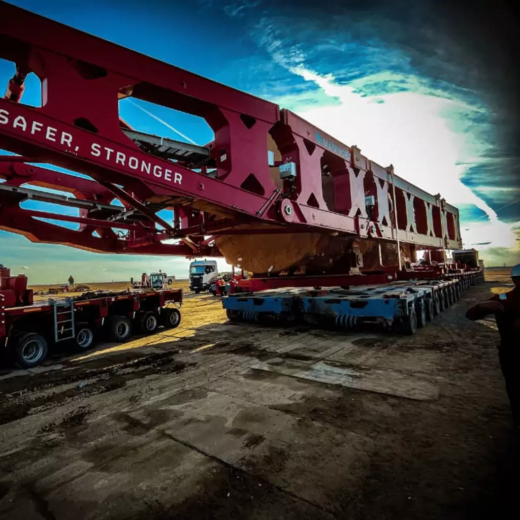 Cargo logistics from Kazakhstan to Uzbekistan | Mammoet case study