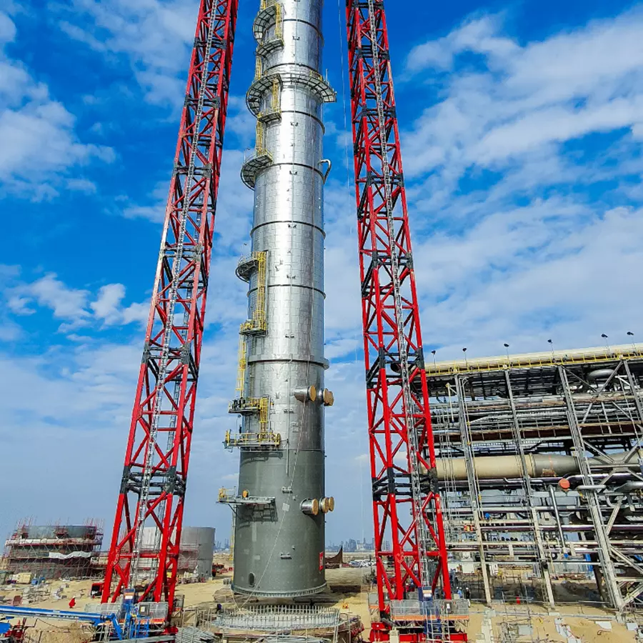 World’s largest PDH plant construction project streamlined | Mammoet ...