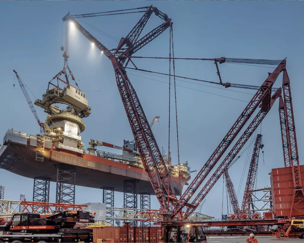 Crane replacements to support next-generation offshore wind turbine ...