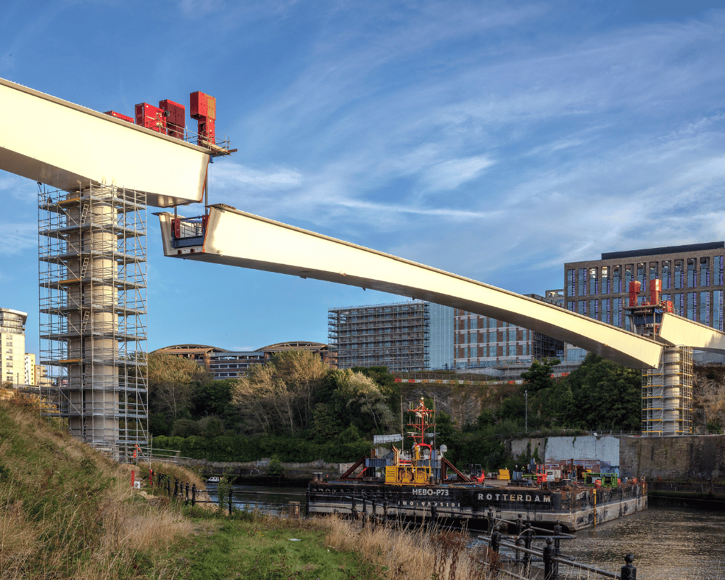 Bridge installation on schedule: the New Wear Footbridge | Mammoet case ...