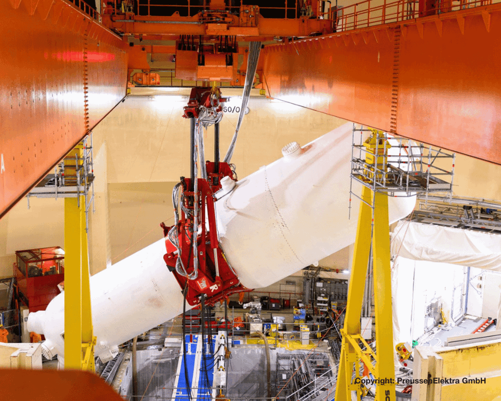 Rip-and-Ship Solution Speeds Up Nuclear Decommissiong | Mammoet Case Study