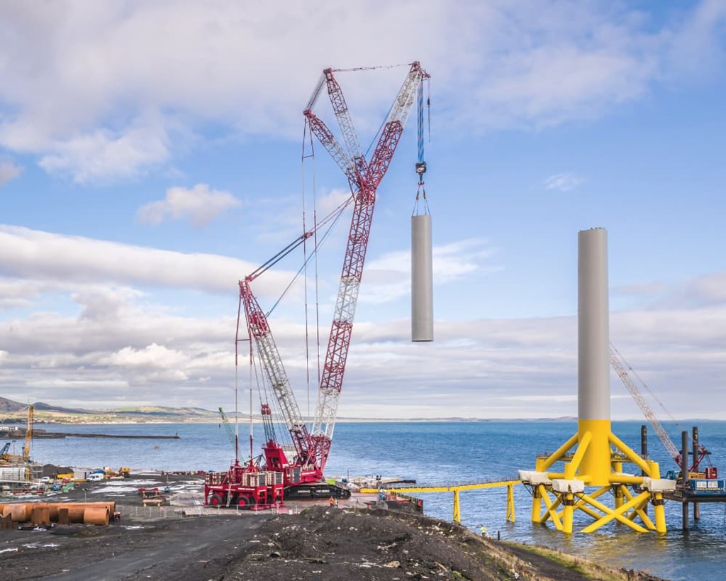 CC 12600 crawler crane | Mammoet equipment