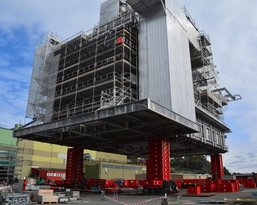 Mega Jack 800 system | Mammoet equipment