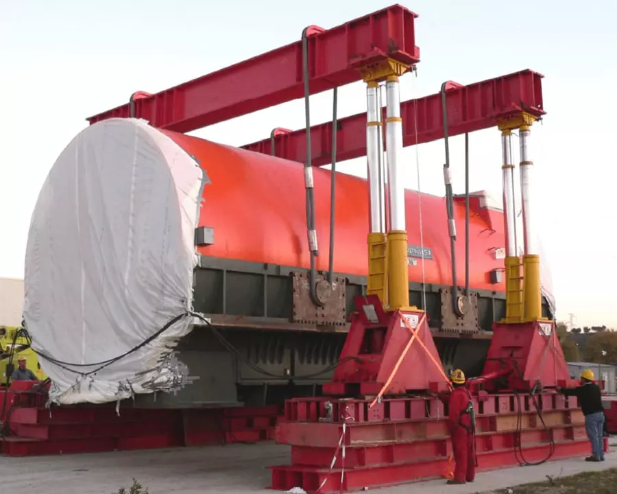 4-point lifting system | Mammoet equipment