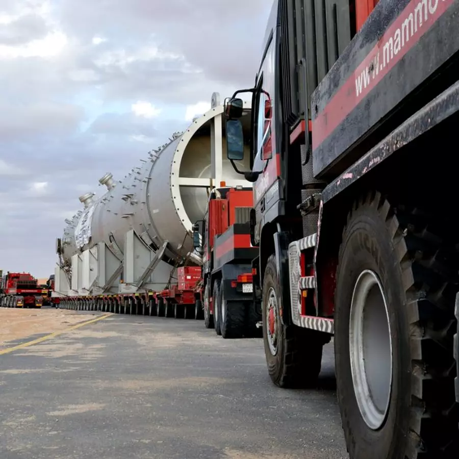 Heavy transport with unparalleled range of equipment | Mammoet